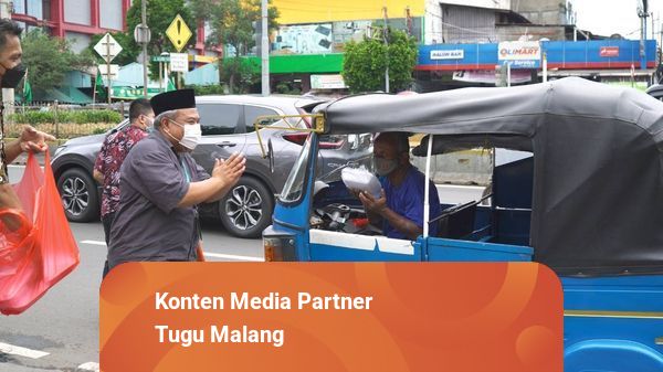 CSR PT Pegadaian Gulirkan Program Mengetuk Pintu Langit di Bulan Juni ... CSR PT Pegadaian Gulirkan Program Mengetuk Pintu Langit di Bulan Juni ...